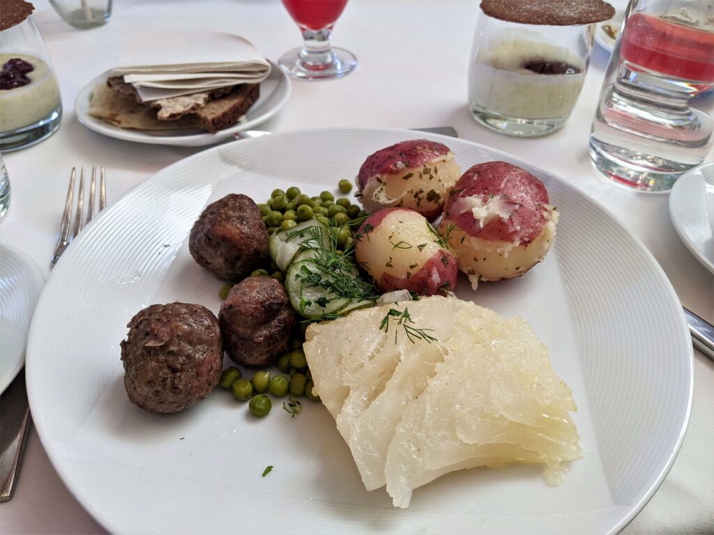 Presumed non-Scandinavian encounters lutefisk – Southside Pride